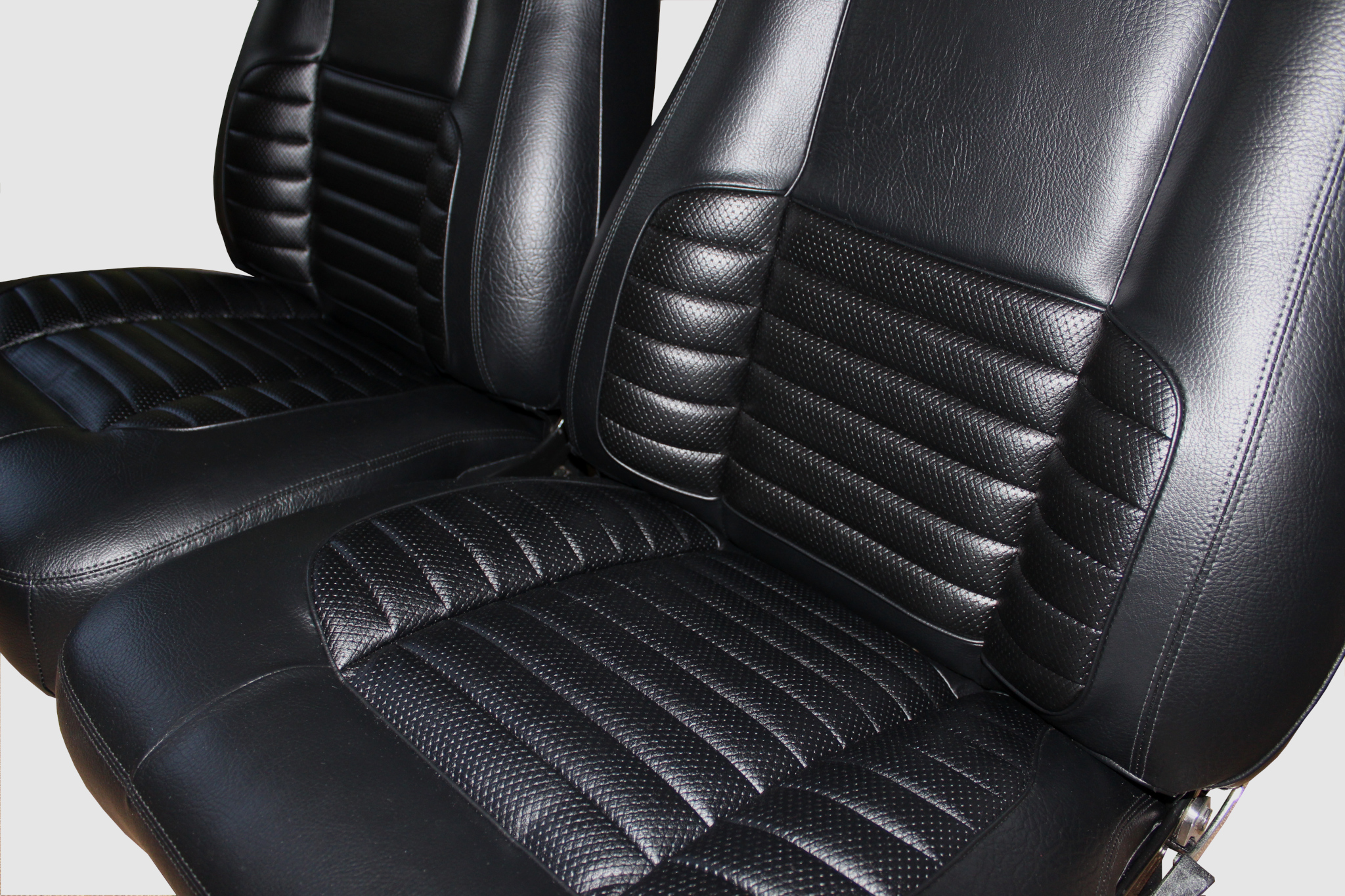 Seat Restoration/FAQs – Hot Rod Trim Auto Upholstery
